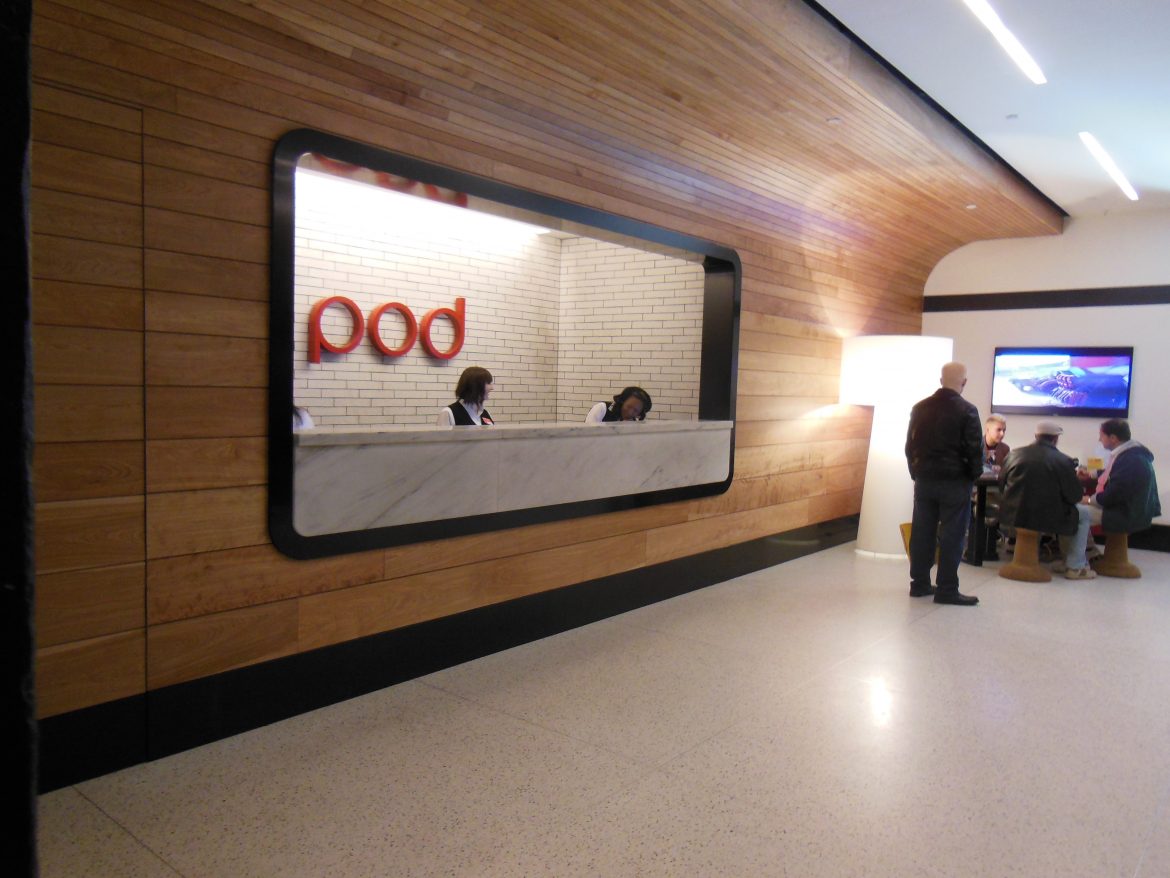 Pod Reception - being30.com - travel blogger